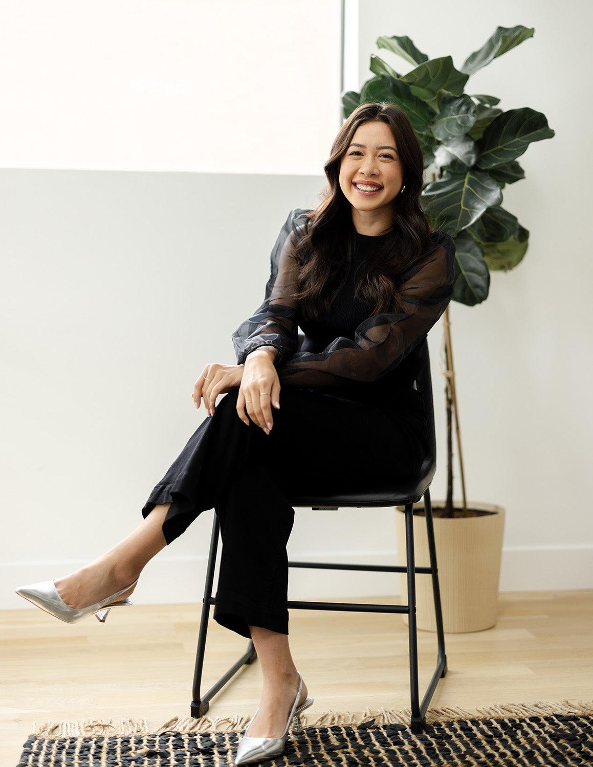 CHRISI IGLESIAS – LINK x LOU